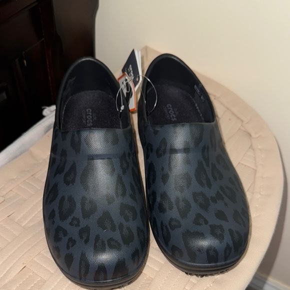 CROCS | Shoes | Crocs Womens Leopard Print Mules | Poshmark